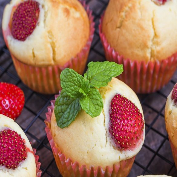 The Best Bubble Waffle Cone - Lifestyle Foodies🍎