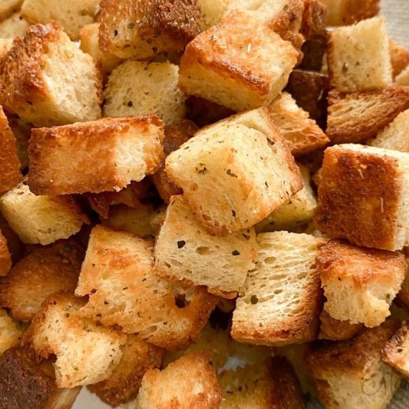 Calories in Avocado Toast - The Amazing Combo of Tasty Toast