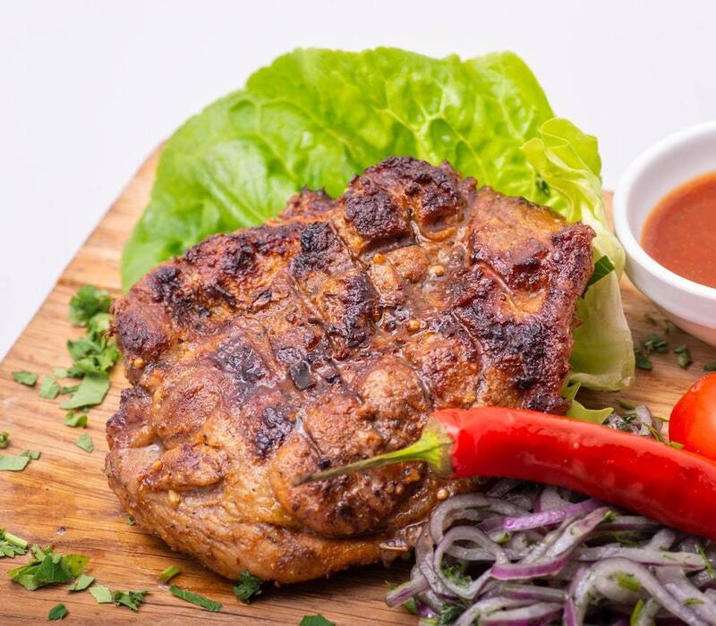 How Many Ounces are in a Chicken Breast: Helpful Information